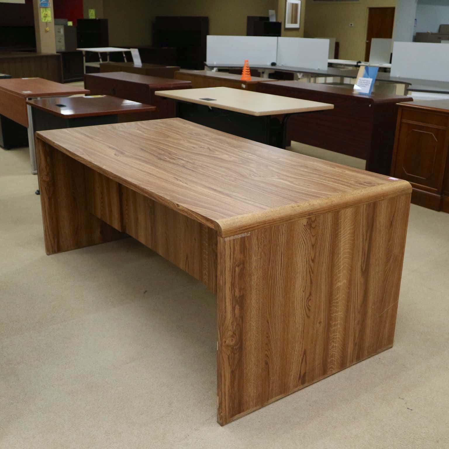 Straight Desk Archives | Office Furniture Liquidations