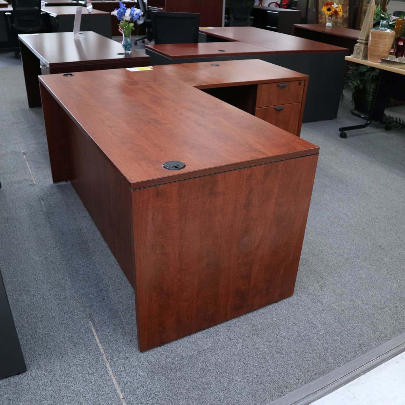 L-Shaped Desk Archives | Office Furniture Liquidations