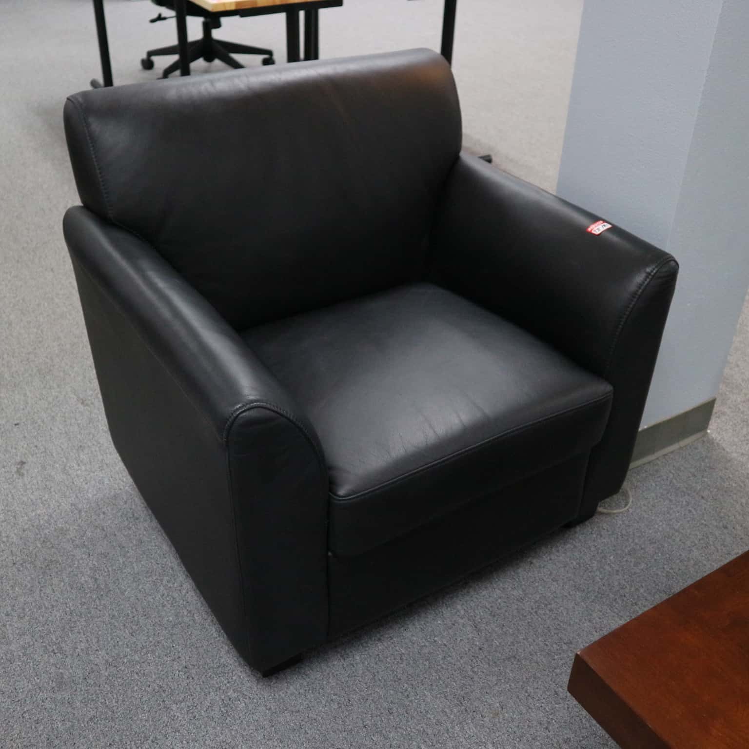 Lobby/Guest Seating Archives | Office Furniture Liquidations