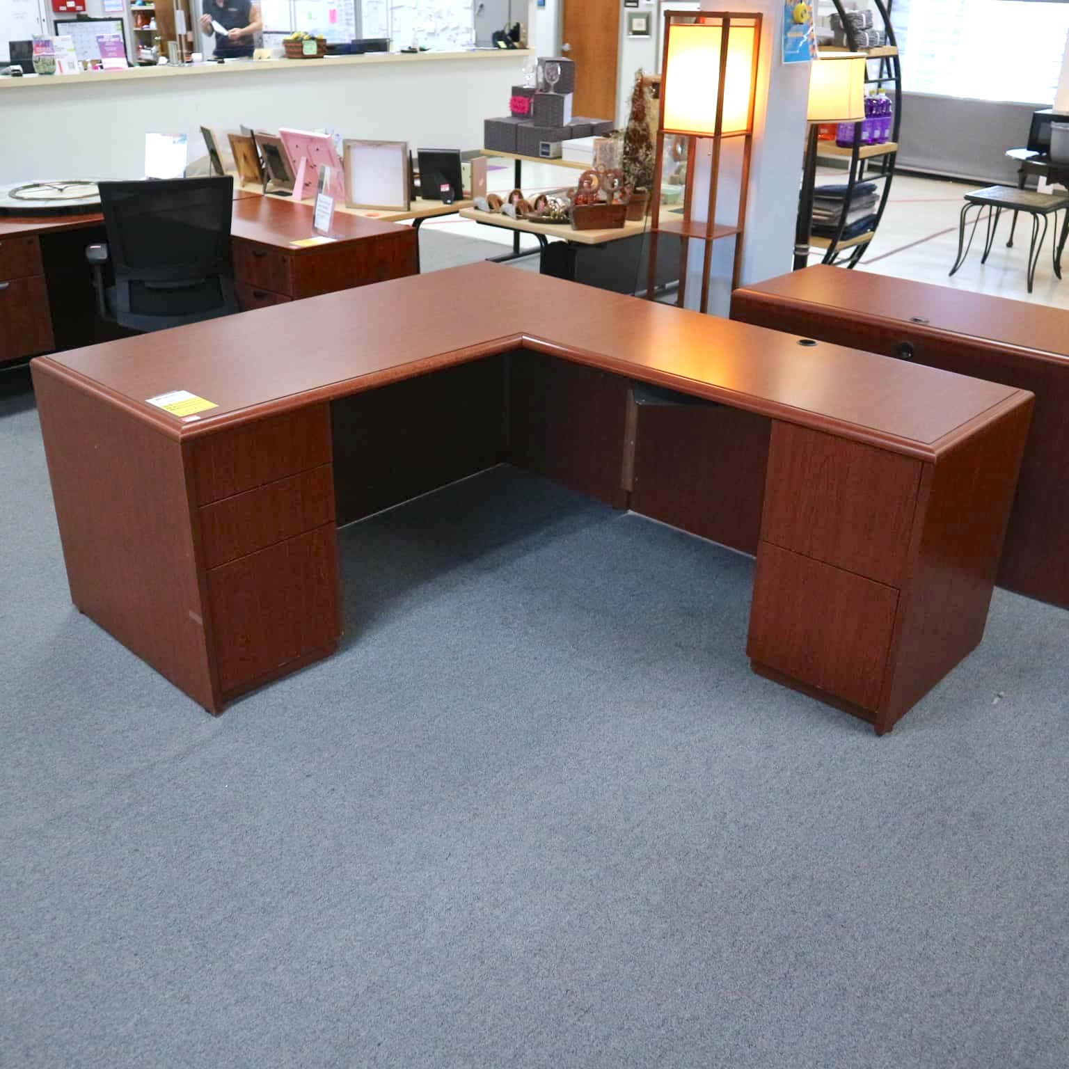 L-Shaped Desk Archives | Office Furniture Liquidations