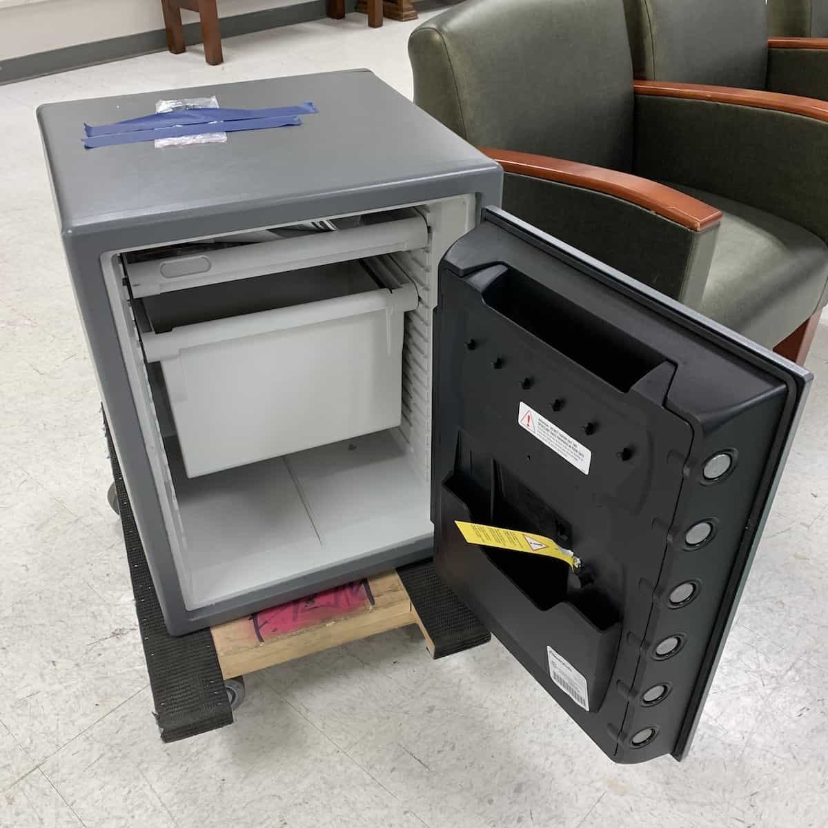 Soho Side Desk 55" Wide - New | Office Furniture Liquidations