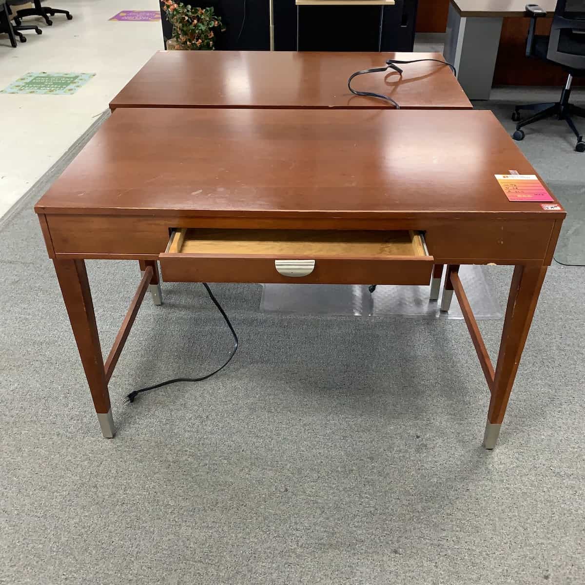 Straight Desk – Office Furniture Liquidations
