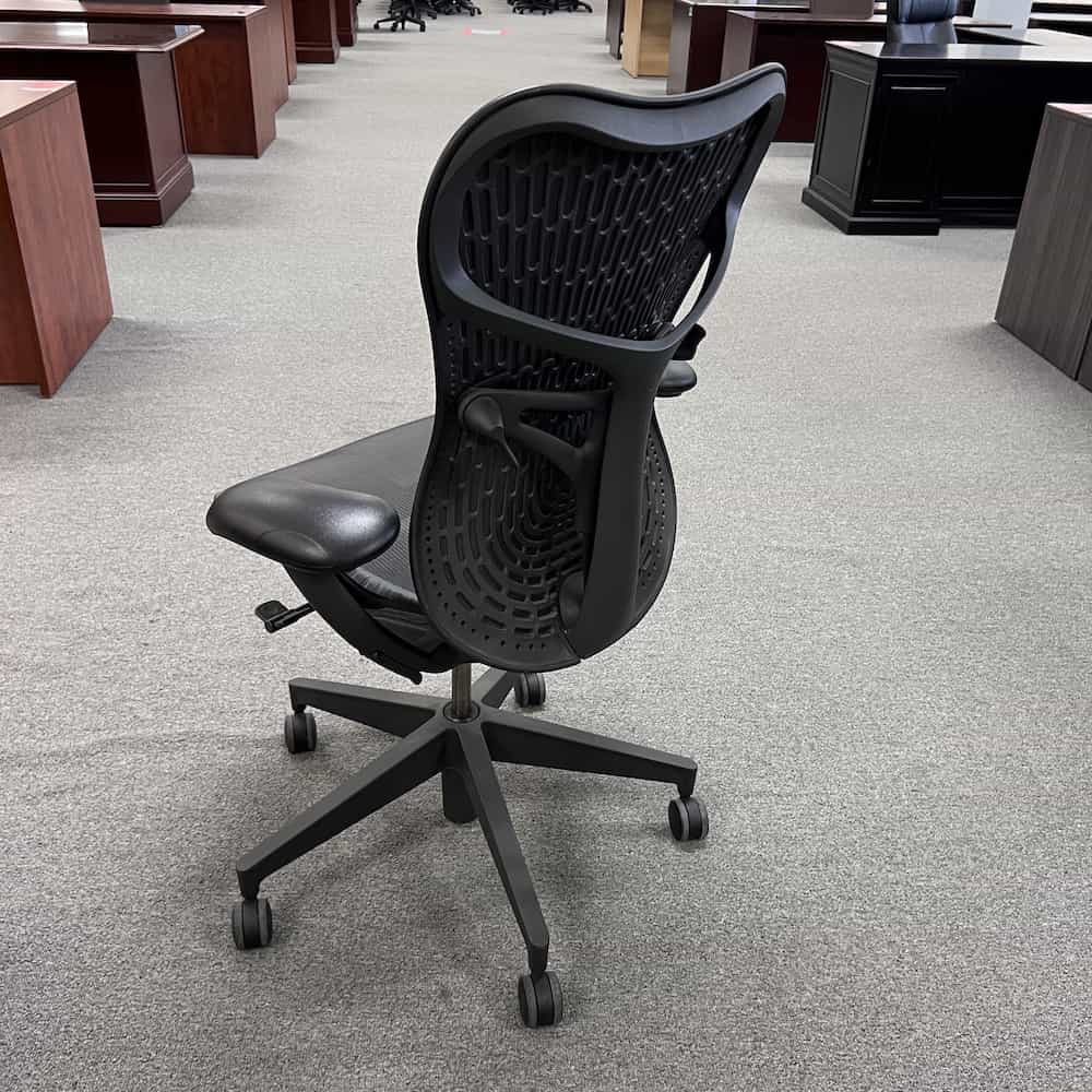 Steelcase Criterion Multi/Black Task Chair | Office Furniture Liquidations