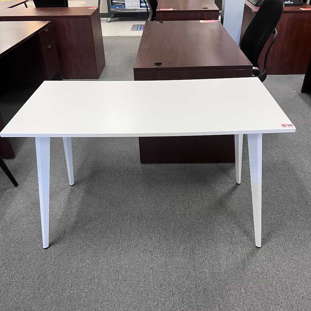 Vari Products Archives | Office Furniture Liquidations
