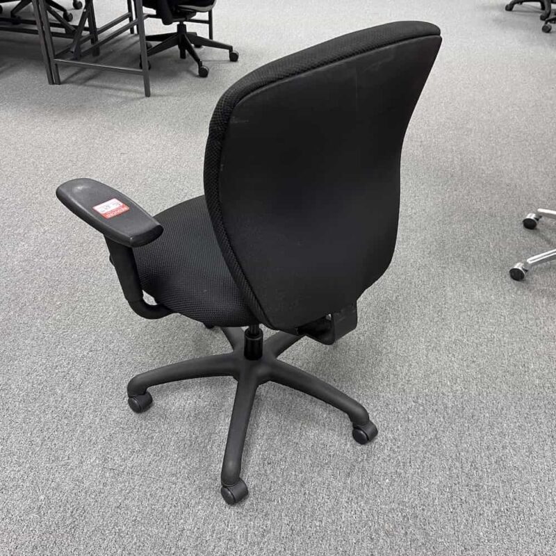 SitOnIt Knack Black Mid Back Task Chair | Office Furniture Liquidations