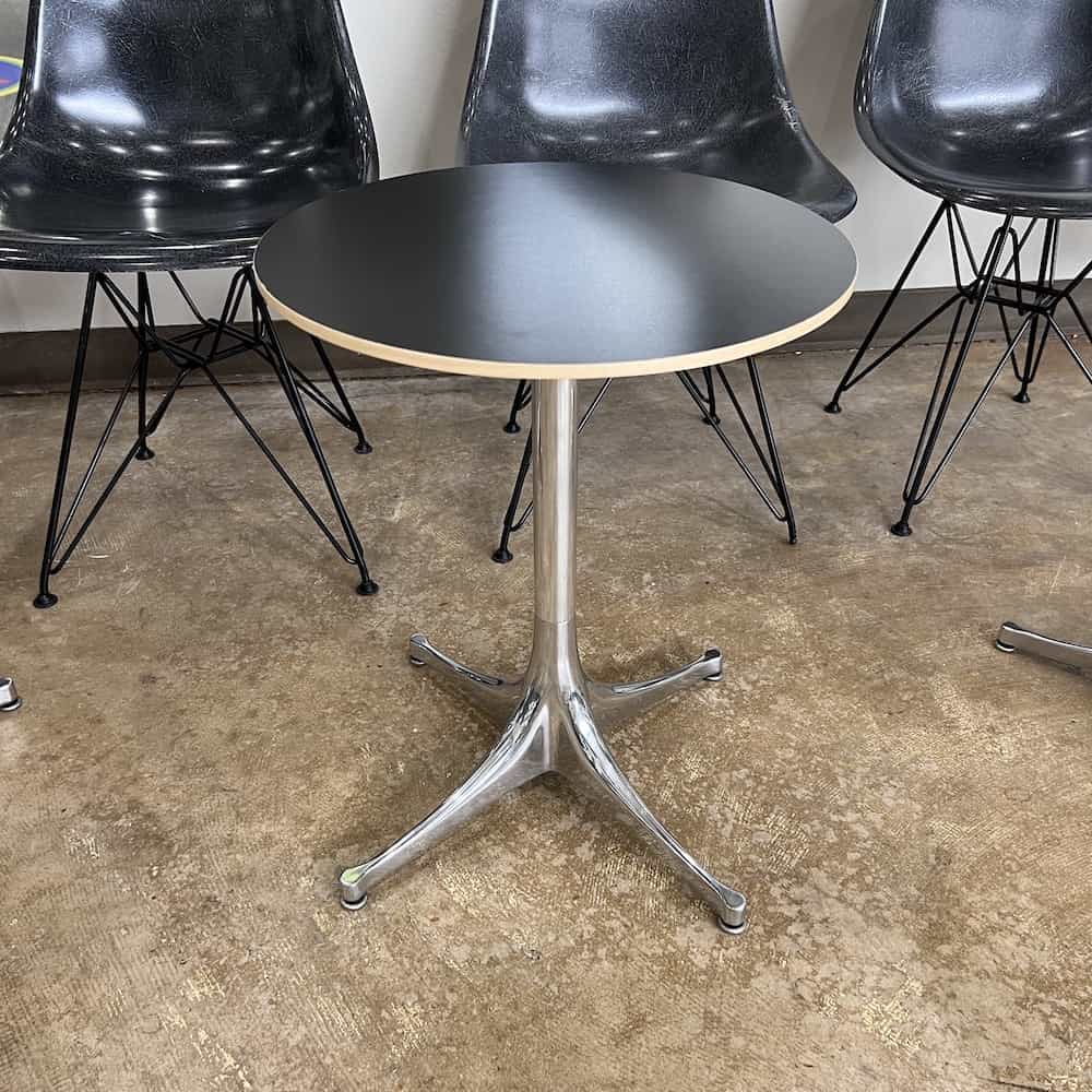 17" Herman Miller George Nelson Black Round Side Table | Office ...
